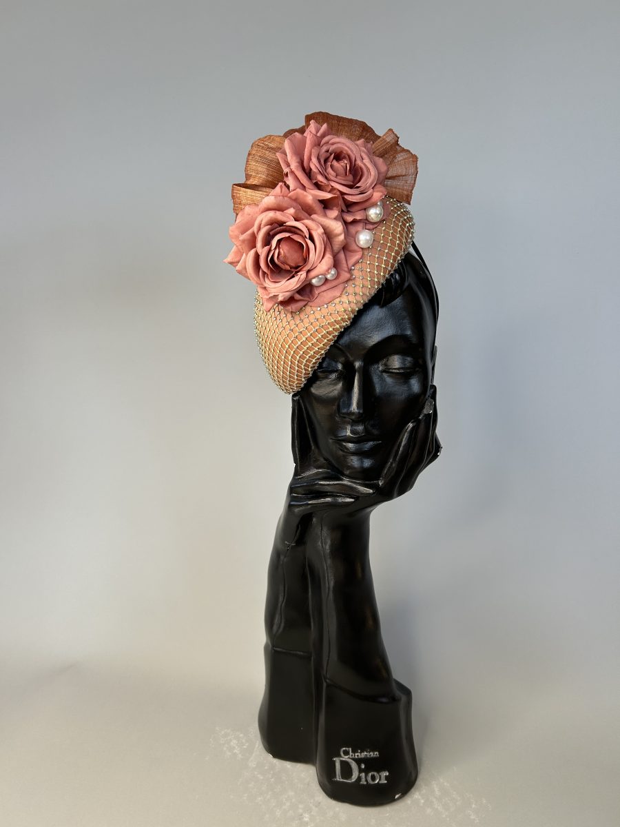 Brown Rose Beret - Complete Look